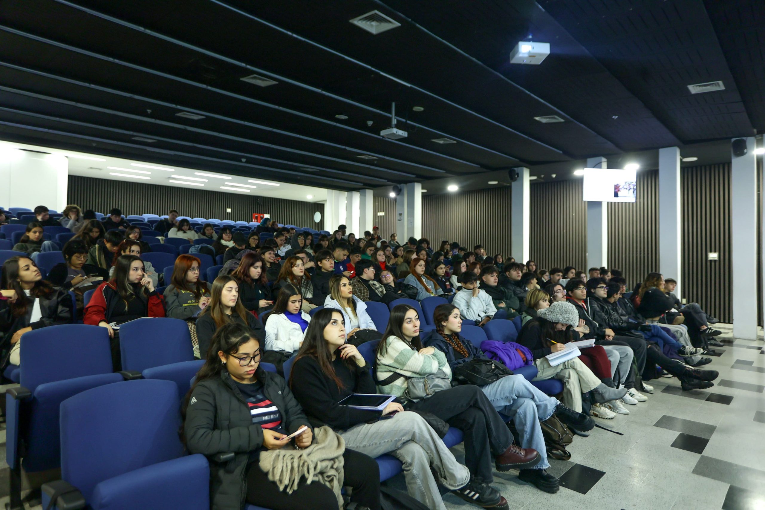 Así fue la charla “Hacer periodismo en tiempos de cambios sociales” con ...