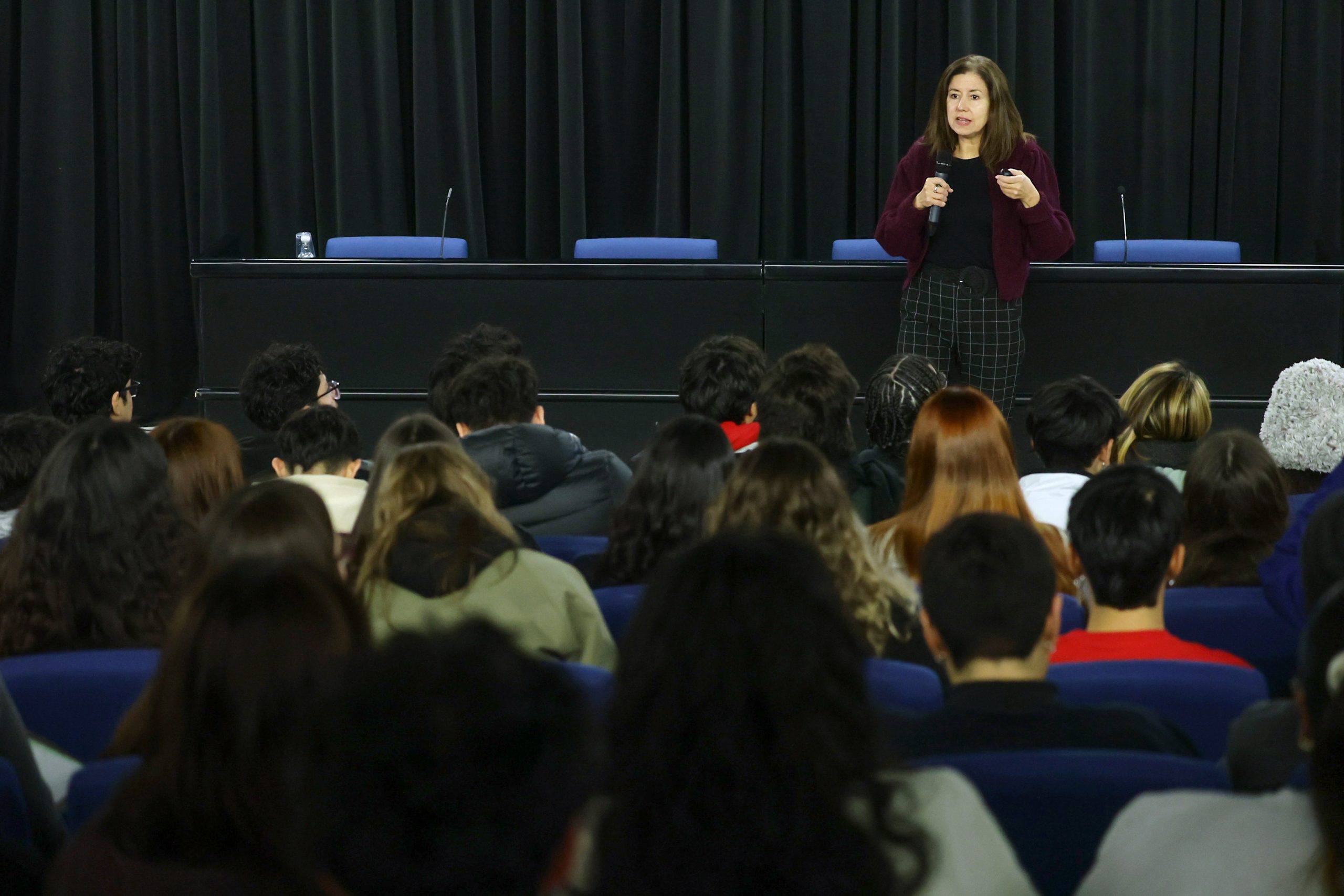 Así fue la charla “Hacer periodismo en tiempos de cambios sociales” con ...